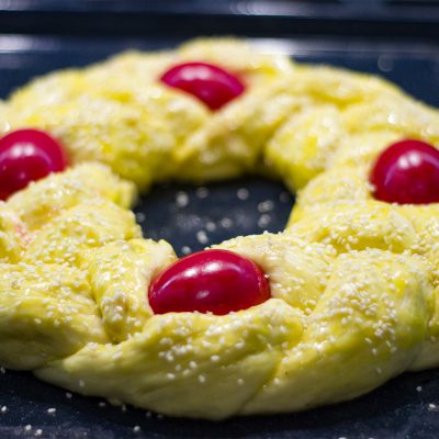 Лампропсомо - греческий пасхальный хлеб (Lambropsomo – Greek Easter ...